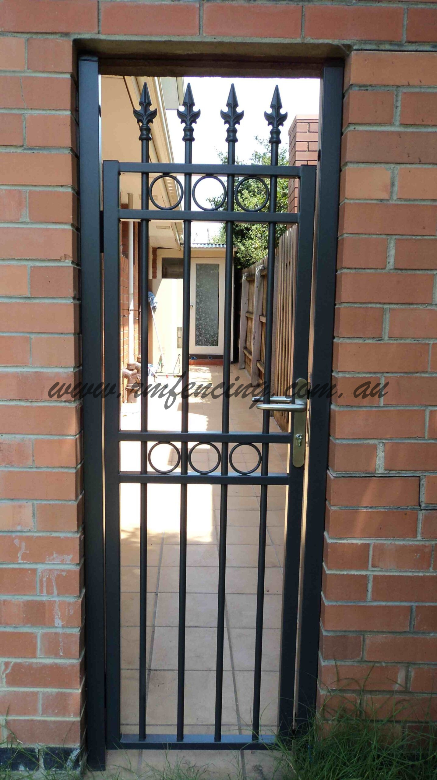Single Gates – rmfencing.com.au