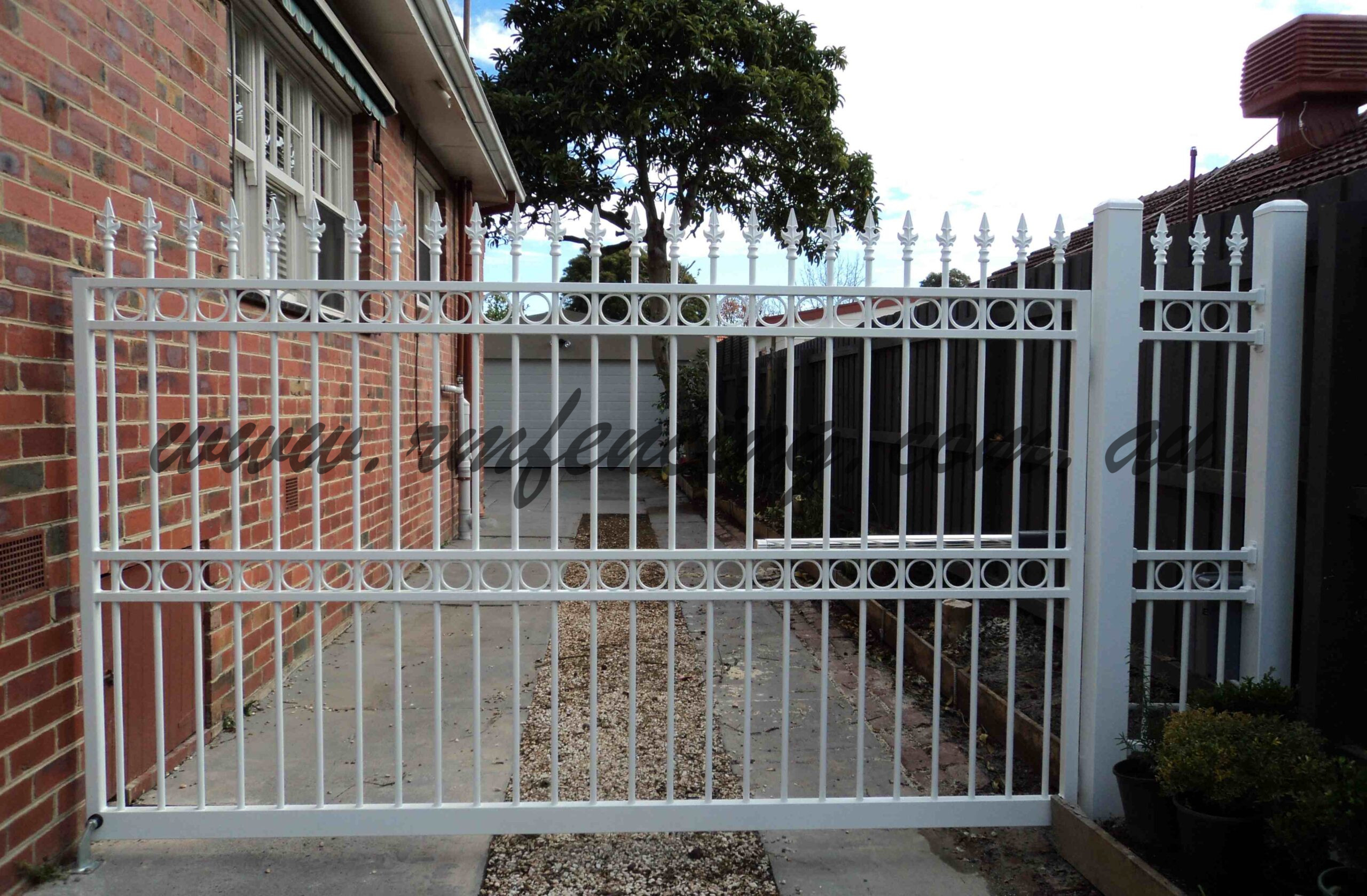 Single Gates – rmfencing.com.au